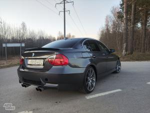Grey BMW 330 2007 in Taurage, with an engine capacity of 3.00 L and mileage of 386 thousand km for 6200 €, photo 6 on AUTOMOTO.COM.LV