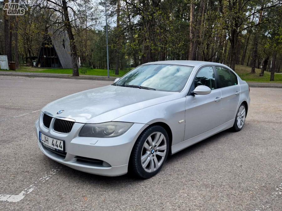 Grey BMW 330 2007 in Druskininkai, with an engine capacity of 3.00 L and mileage of 265 thousand km for 5700 €, photo 1 on AUTOMOTO.COM.LV
