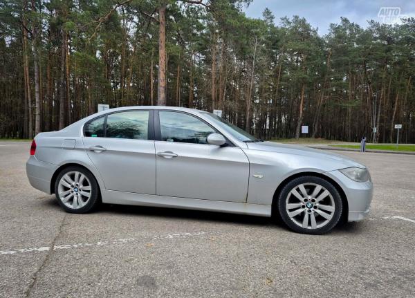 Grey BMW 330 2007 in Druskininkai, with an engine capacity of 3.00 L and mileage of 265 thousand km for 5700 €, photo 5 on AUTOMOTO.COM.LV