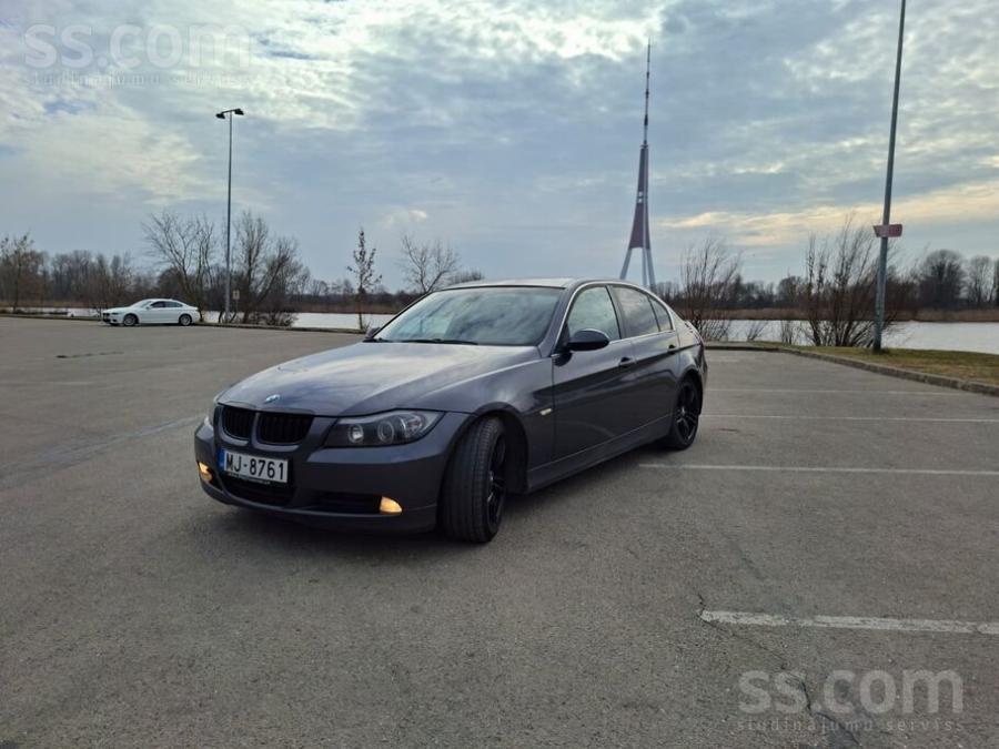 Pelēks BMW 330 2007 Rīga, ar dzinēja tilpumu 3.00 L un nobraukumu 425 tūkst. km par 4100 €, foto 1 vietnē AUTOMOTO.COM.LV