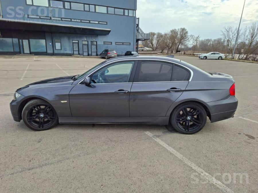 Pelēks BMW 330 2007 Rīga, ar dzinēja tilpumu 3.00 L un nobraukumu 425 tūkst. km par 4100 €, foto 4 vietnē AUTOMOTO.COM.LV