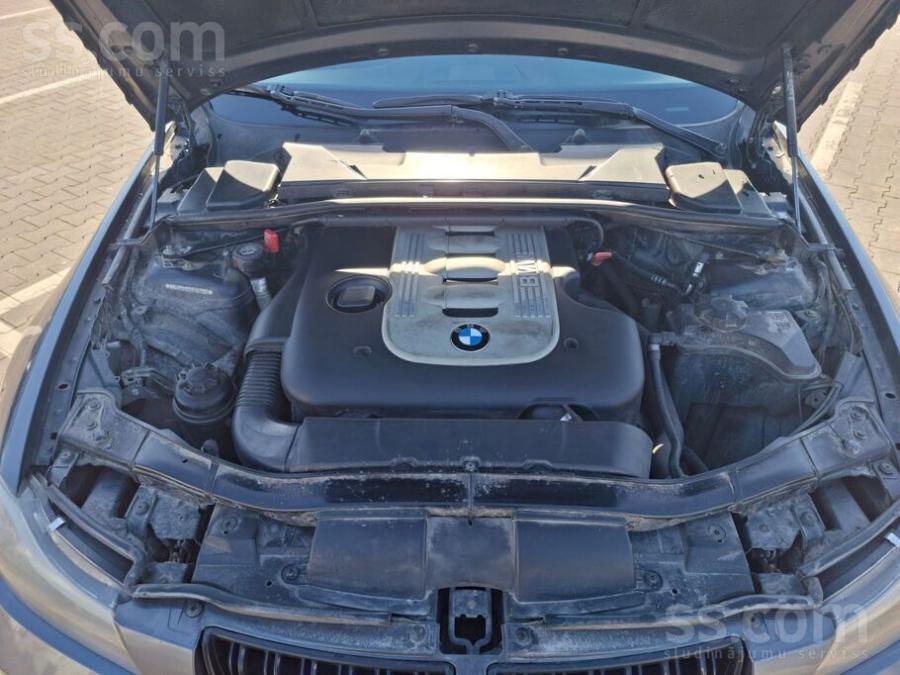 Pelēks BMW 330 2007 Rīga, ar dzinēja tilpumu 3.00 L un nobraukumu 425 tūkst. km par 4100 €, foto 14 vietnē AUTOMOTO.COM.LV