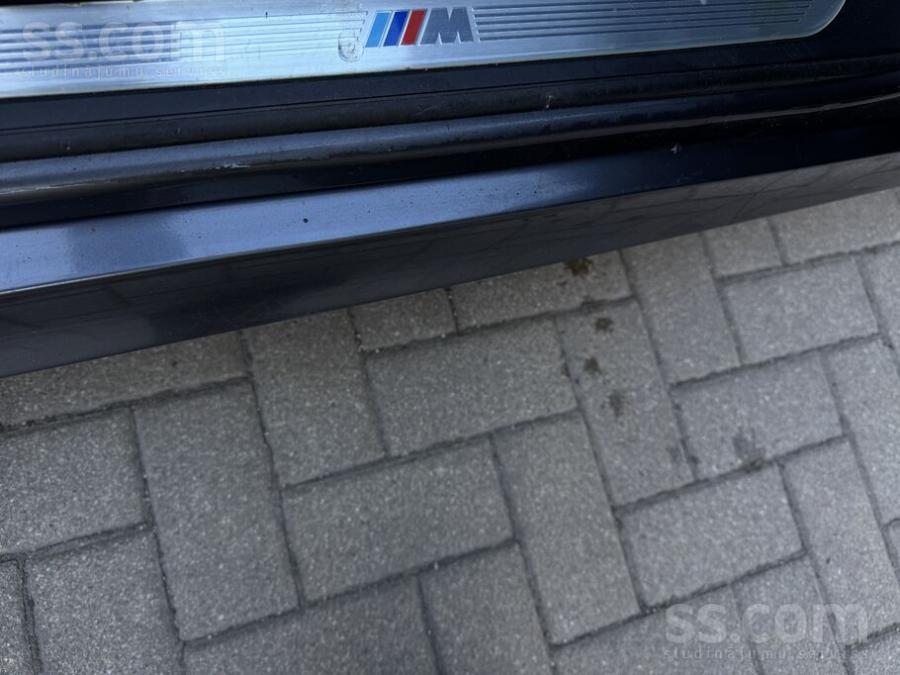 Pelēks BMW 330 2007 Rīga, ar dzinēja tilpumu 3.00 L un nobraukumu 369 tūkst. km par 4990 €, foto 9 vietnē AUTOMOTO.COM.LV