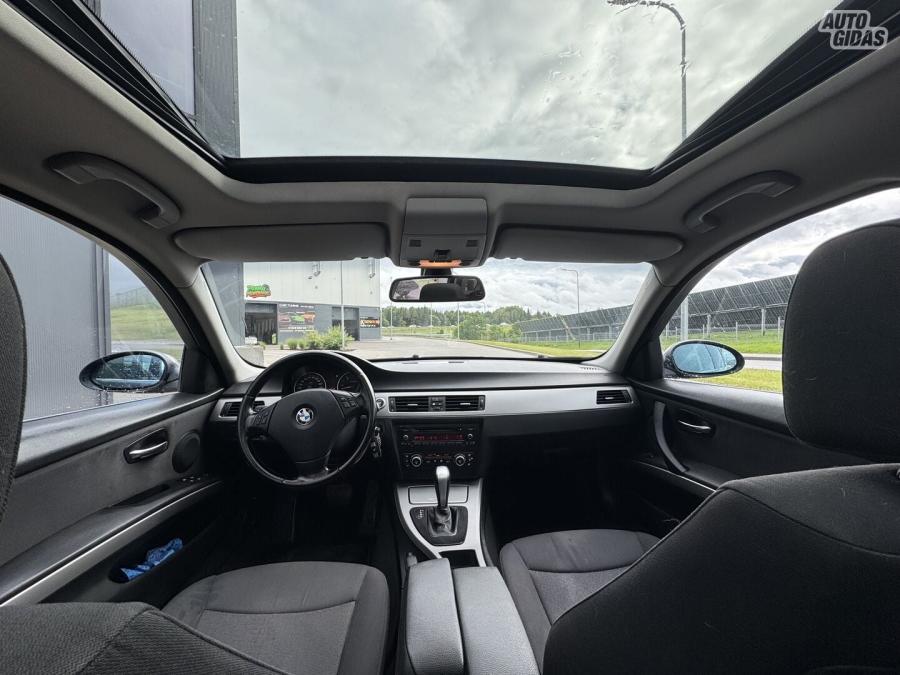 Pelēks BMW 330 2007 Kauņa, ar dzinēja tilpumu 3.00 L un nobraukumu 360 tūkst. km par 2999 €, foto 13 vietnē AUTOMOTO.COM.LV