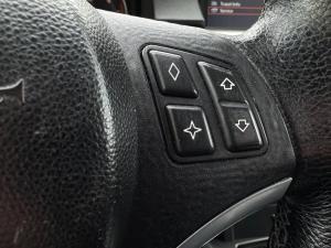 Grey BMW 330 2007 in Riga, with an engine capacity of 3.00 L and mileage of 324 thousand km for 3990 €, photo 17 on AUTOMOTO.COM.LV