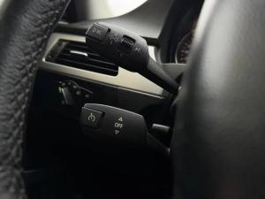 Grey BMW 330 2007 in Riga, with an engine capacity of 3.00 L and mileage of 324 thousand km for 3990 €, photo 19 on AUTOMOTO.COM.LV