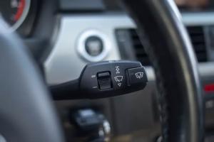 Pelēks BMW 330 2007 Liepāja, ar dzinēja tilpumu 3.00 L un nobraukumu 308 tūkst. km par 5500 €, foto 19 vietnē AUTOMOTO.COM.LV