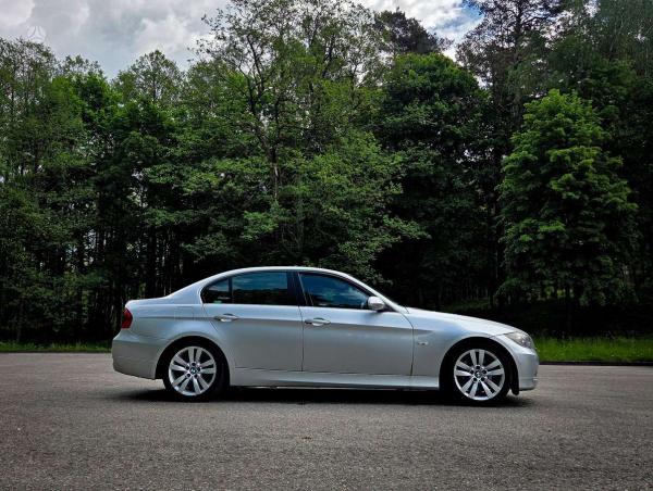 Pelēks BMW 330 2007 Kauņa, ar dzinēja tilpumu 2.99 L un nobraukumu 265 tūkst. km par 4850 €, foto 4 vietnē AUTOMOTO.COM.LV
