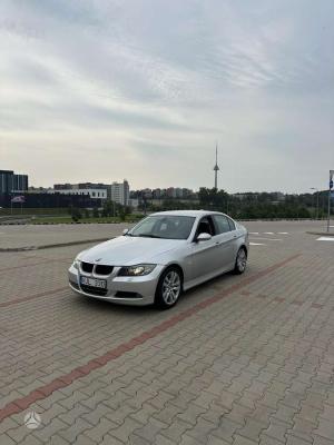 Grey BMW 330 2007 in Vilnius, with an engine capacity of 3.00 L and mileage of 442 thousand km for 3000 €, photo 4 on AUTOMOTO.COM.LV