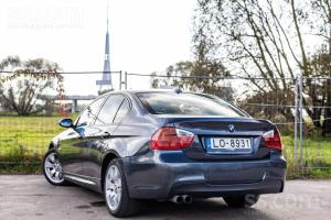 Grey BMW 330 2007 in Riga, with an engine capacity of 3.00 L and mileage of 388 thousand km for 5990 €, photo 8 on AUTOMOTO.COM.LV