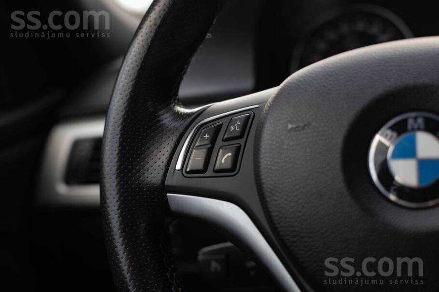 Grey BMW 330 2007 in Riga, with an engine capacity of 3.00 L and mileage of 388 thousand km for 5990 €, photo 20 on AUTOMOTO.COM.LV