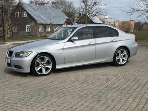 Grey BMW 330 2008 in Siauliai, with an engine capacity of 3.00 L and mileage of 310 thousand km for 3700 €, photo  on AUTOMOTO.COM.LV