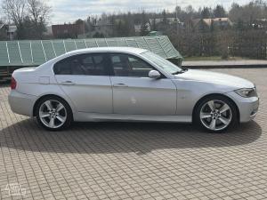 Grey BMW 330 2008 in Siauliai, with an engine capacity of 3.00 L and mileage of 310 thousand km for 3700 €, photo 10 on AUTOMOTO.COM.LV