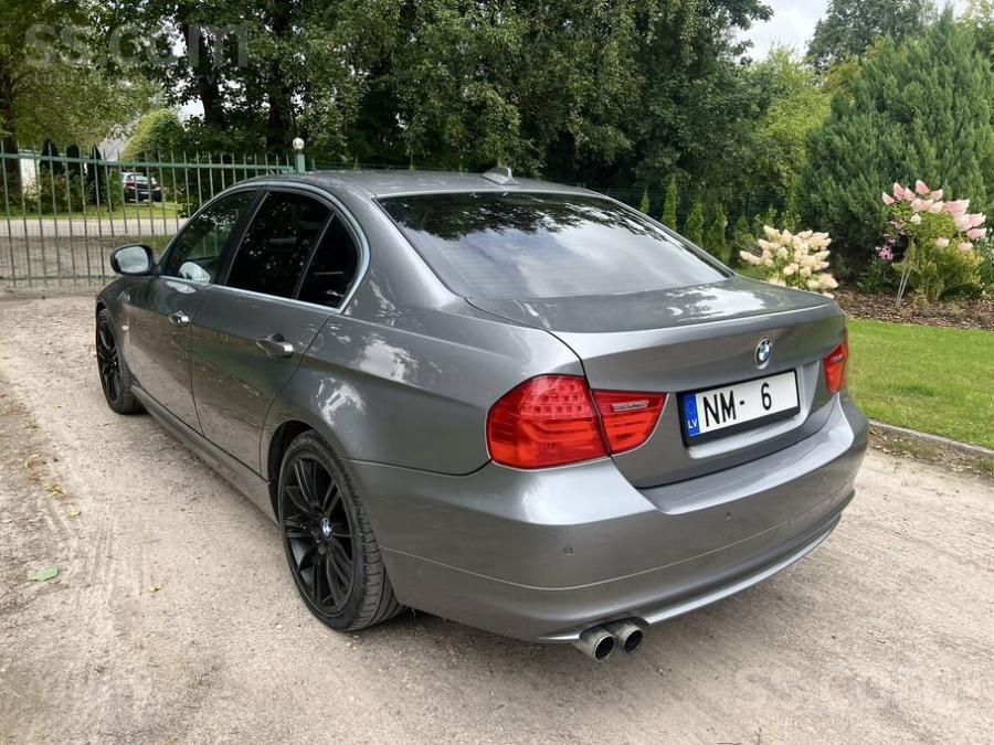 Pelēks BMW 330 2010 Jelgava, ar dzinēja tilpumu 3.00 L un nobraukumu 231 tūkst. km par 7500 €, foto 1 vietnē AUTOMOTO.COM.LV