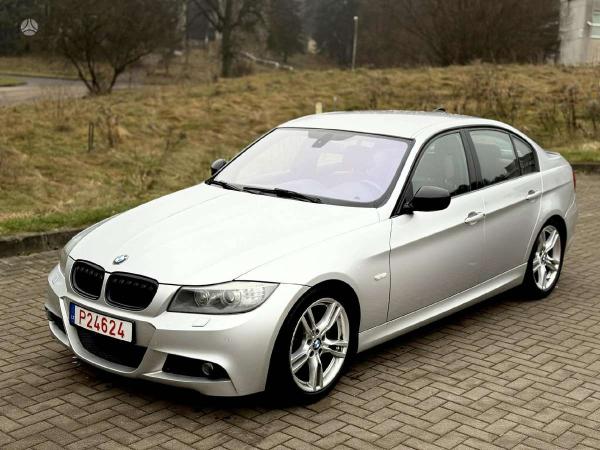 Pelēks BMW 330 2011 Viļņa, ar dzinēja tilpumu 2.99 L un nobraukumu 260 tūkst. km par 7700 €, foto 2 vietnē AUTOMOTO.COM.LV