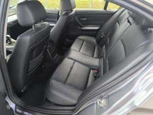 Grey BMW 330 2011 in Marijampole, with an engine capacity of 3.00 L and mileage of 365 thousand km for 5650 €, photo 7 on AUTOMOTO.COM.LV
