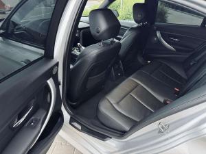 Grey BMW 330 2013 in Kaunas, with an engine capacity of 2.99 L and mileage of 232 thousand km for 12900 €, photo 15 on AUTOMOTO.COM.LV