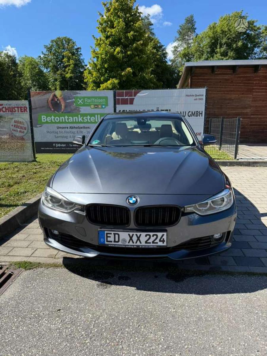 Pelēks BMW 330 2014 Kauņa, ar dzinēja tilpumu 2.99 L un nobraukumu 308 tūkst. km par 5999 €, foto 3 vietnē AUTOMOTO.COM.LV