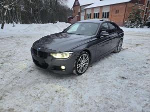 Grey BMW 330 2016 in Prienai, with an engine capacity of 2.99 L and mileage of 107 thousand km for 15600 €, photo 5 on AUTOMOTO.COM.LV