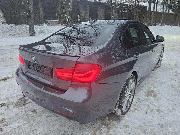 Grey BMW 330 2016 in Prienai, with an engine capacity of 2.99 L and mileage of 107 thousand km for 15600 €, photo 7 on AUTOMOTO.COM.LV