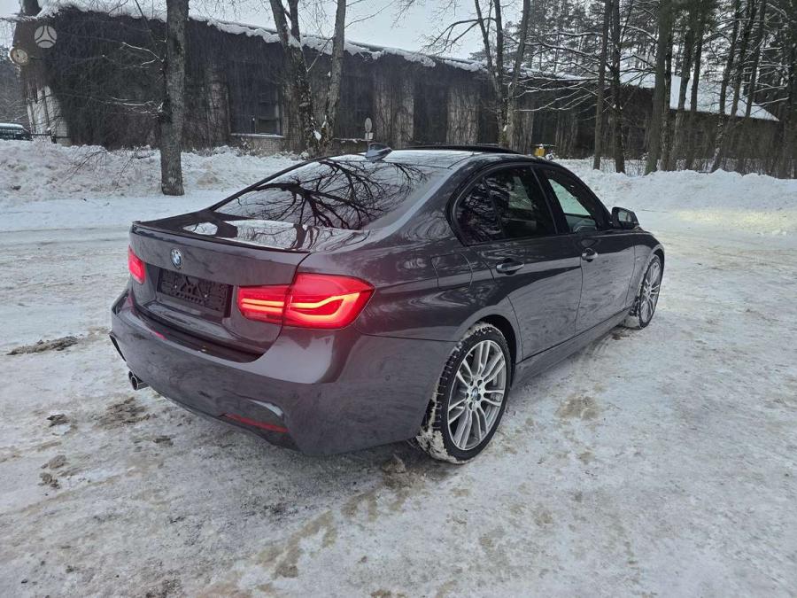 Grey BMW 330 2016 in Prienai, with an engine capacity of 2.99 L and mileage of 107 thousand km for 15600 €, photo 10 on AUTOMOTO.COM.LV