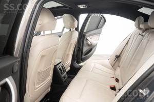 Pelēks BMW 330 2016 Tallina, ar dzinēja tilpumu 2.00 L un nobraukumu 210 tūkst. km par 15999 €, foto 11 vietnē AUTOMOTO.COM.LV