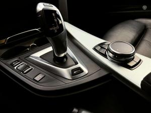 Grey BMW 330 2016 in Kaunas, with an engine capacity of 2.00 L and mileage of 238 thousand km for 11500 €, photo 10 on AUTOMOTO.COM.LV