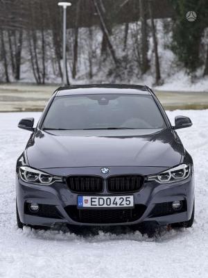 Grey BMW 330 2017 in Vilnius, with an engine capacity of 2.00 L and mileage of 164 thousand km for 15500 €, photo 2 on AUTOMOTO.COM.LV