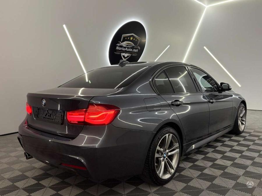 Grey BMW 330 2017 in Marijampole, with an engine capacity of 2.99 L and mileage of 262 thousand km for 15450 €, photo 31 on AUTOMOTO.COM.LV