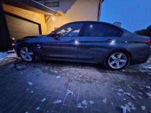 Grey BMW 330 2017 in Kaunas, with an engine capacity of 2.00 L and mileage of 234 thousand km for 13999 €, photo 9 on AUTOMOTO.COM.LV
