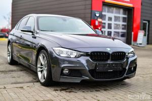 Pelēks BMW 330 2017 Kretinga, ar dzinēja tilpumu 2.00 L un nobraukumu 171 tūkst. km par 13650 €, foto 6 vietnē AUTOMOTO.COM.LV