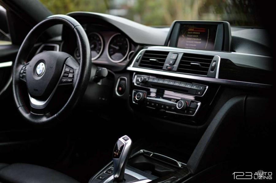 Pelēks BMW 330 2017 Kretinga, ar dzinēja tilpumu 2.00 L un nobraukumu 171 tūkst. km par 13650 €, foto 17 vietnē AUTOMOTO.COM.LV
