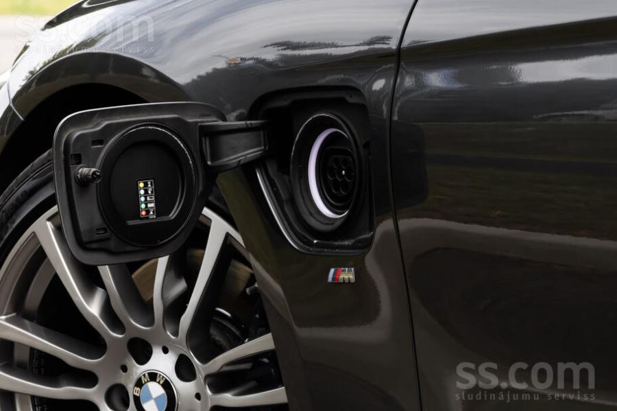 Pelēks BMW 330 2017 Jelgava, ar dzinēja tilpumu 2.00 L un nobraukumu 0 tūkst. km par 14500 €, foto 8 vietnē AUTOMOTO.COM.LV