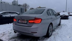 Pelēks BMW 330 2018 Viļņa, ar dzinēja tilpumu 2.00 L un nobraukumu 91 tūkst. km par 15300 €, foto 3 vietnē AUTOMOTO.COM.LV