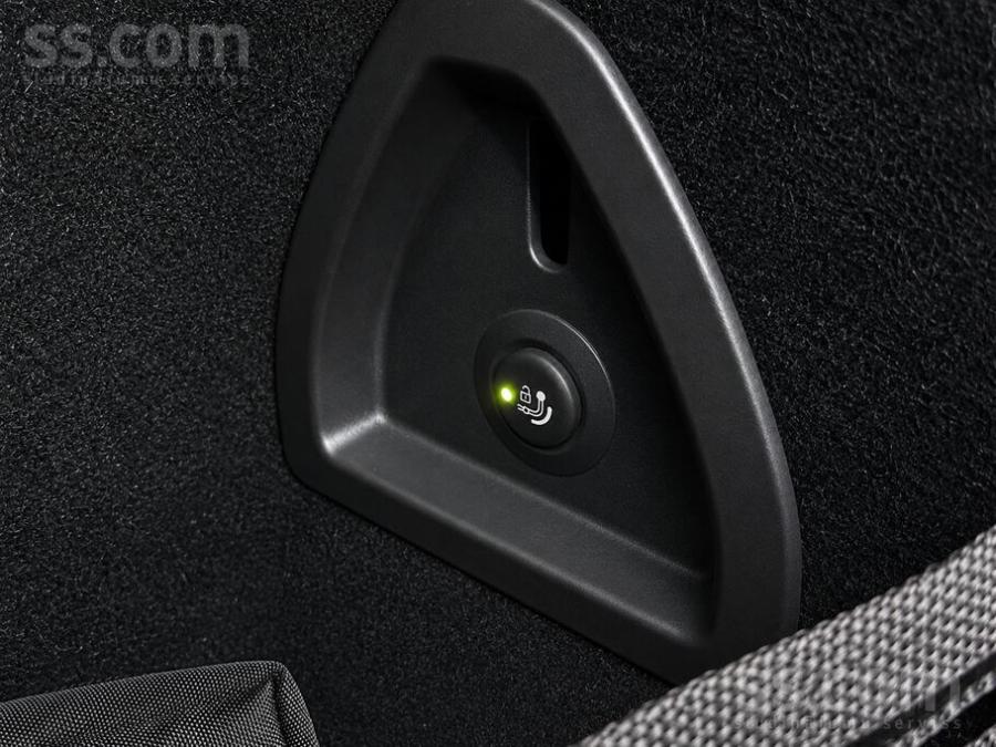 Серый БМВ 330 2018 в Тукумс, объемом двигателя 2.00 л и пробегом 198 тыс. км за 25000 €, фото 29 на AUTOMOTO.COM.LV