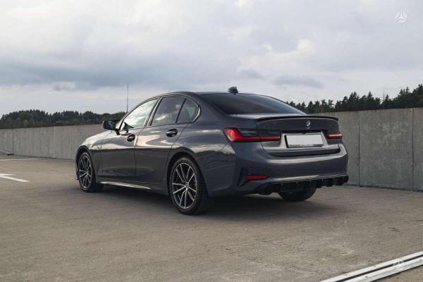 Pelēks BMW 330 2019 Viļņa, ar dzinēja tilpumu 2.00 L un nobraukumu 103 tūkst. km par 23500 €, foto 6 vietnē AUTOMOTO.COM.LV