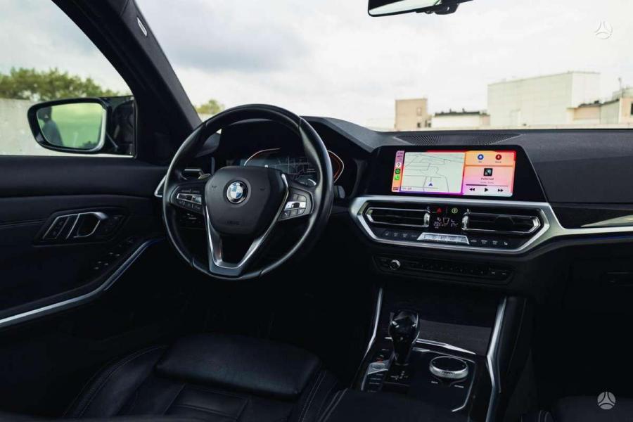 Pelēks BMW 330 2019 Viļņa, ar dzinēja tilpumu 2.00 L un nobraukumu 103 tūkst. km par 23500 €, foto 19 vietnē AUTOMOTO.COM.LV