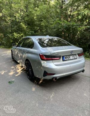 Grey BMW 330 2019 in Vilnius, with an engine capacity of 2.00 L and mileage of 110 thousand km for 24600 €, photo 7 on AUTOMOTO.COM.LV
