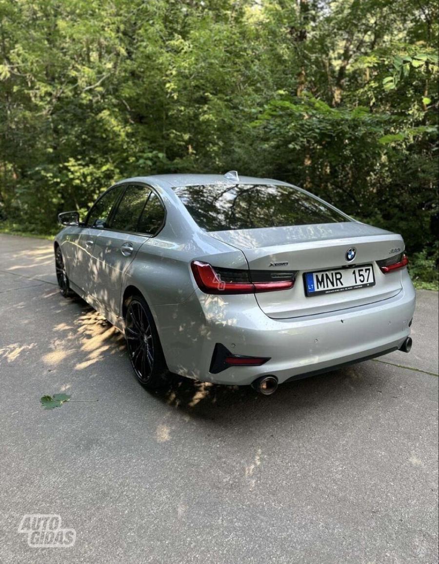 Grey BMW 330 2019 in Vilnius, with an engine capacity of 2.00 L and mileage of 110 thousand km for 24600 €, photo 7 on AUTOMOTO.COM.LV