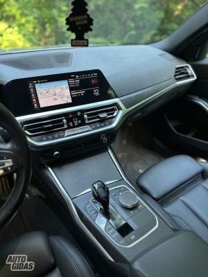 Grey BMW 330 2019 in Vilnius, with an engine capacity of 2.00 L and mileage of 110 thousand km for 24600 €, photo 12 on AUTOMOTO.COM.LV
