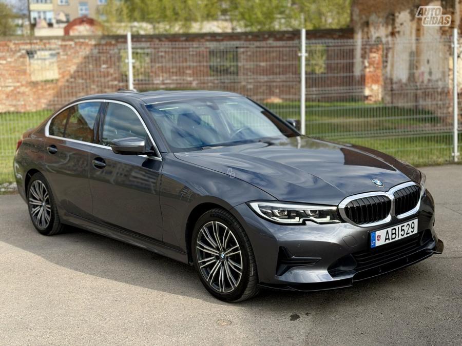 Pelēks BMW 330 2019 Viļņa, ar dzinēja tilpumu 2.00 L un nobraukumu 20 tūkst. km par 25400 €, foto 5 vietnē AUTOMOTO.COM.LV