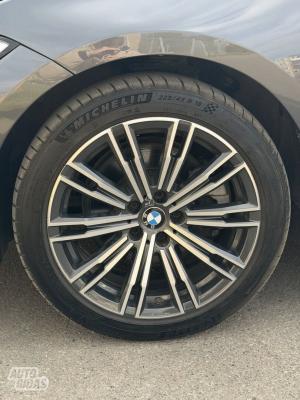 Pelēks BMW 330 2019 Viļņa, ar dzinēja tilpumu 2.00 L un nobraukumu 20 tūkst. km par 25400 €, foto 16 vietnē AUTOMOTO.COM.LV