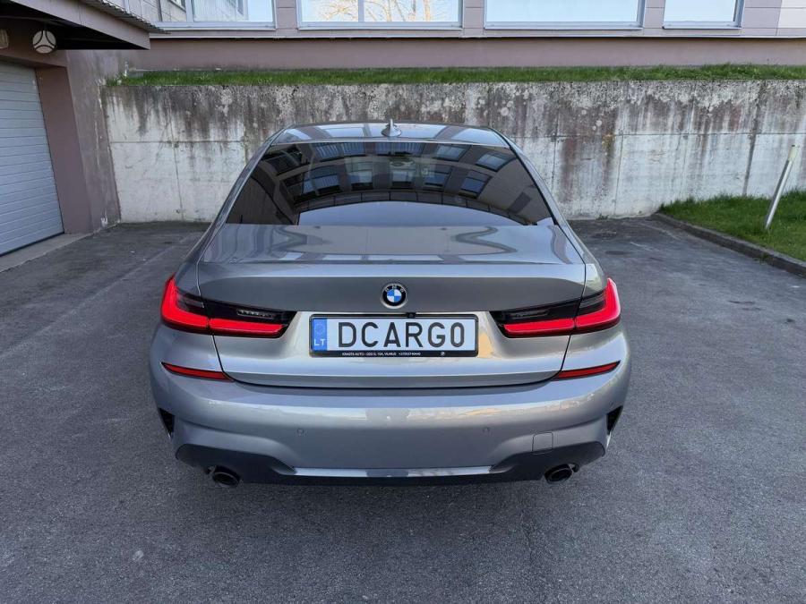 Grey BMW 330 2019 in Vilnius, with an engine capacity of 2.00 L and mileage of 85 thousand km for 27500 €, photo 9 on AUTOMOTO.COM.LV
