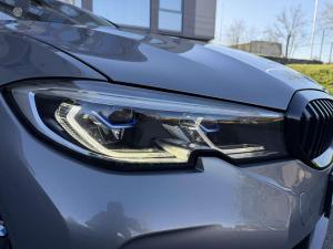Grey BMW 330 2019 in Vilnius, with an engine capacity of 2.00 L and mileage of 85 thousand km for 27500 €, photo 12 on AUTOMOTO.COM.LV