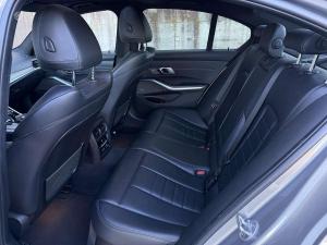 Grey BMW 330 2019 in Vilnius, with an engine capacity of 2.00 L and mileage of 85 thousand km for 27500 €, photo 16 on AUTOMOTO.COM.LV