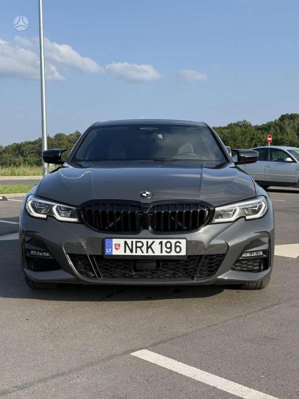 БМВ 330 2019 в Каунас на AUTOMOTO.COM.LV Серый БМВ 330 2019 в Каунас, объемом двигателя 2.99 л и пробегом 135 тыс. км за 28300 €, фото 1 на AUTOMOTO.COM.LV