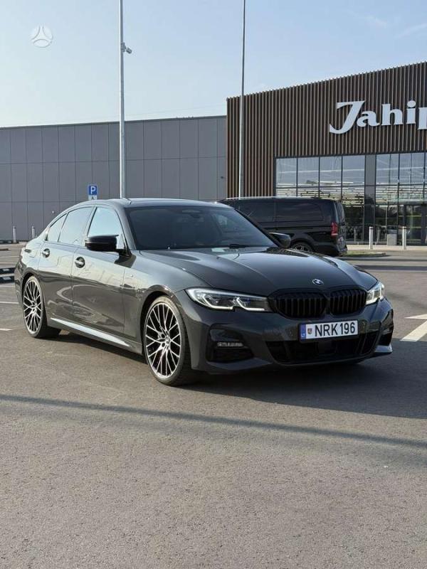 БМВ 330 2019 в Каунас на AUTOMOTO.COM.LV Серый БМВ 330 2019 в Каунас, объемом двигателя 2.99 л и пробегом 135 тыс. км за 28300 €, фото 5 на AUTOMOTO.COM.LV