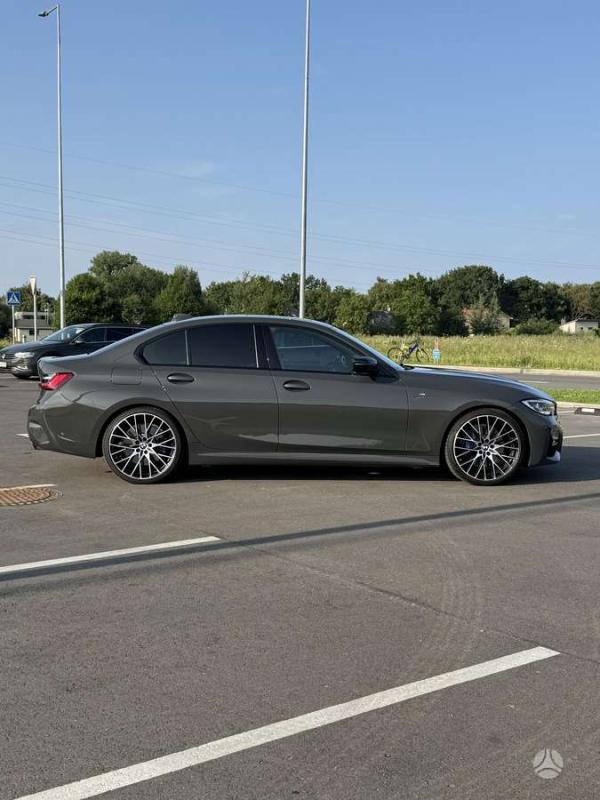 БМВ 330 2019 в Каунас на AUTOMOTO.COM.LV Серый БМВ 330 2019 в Каунас, объемом двигателя 2.99 л и пробегом 135 тыс. км за 28300 €, фото 8 на AUTOMOTO.COM.LV