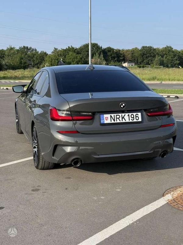 БМВ 330 2019 в Каунас на AUTOMOTO.COM.LV Серый БМВ 330 2019 в Каунас, объемом двигателя 2.99 л и пробегом 135 тыс. км за 28300 €, фото 10 на AUTOMOTO.COM.LV