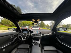Grey BMW 330 2019 in Vilnius, with an engine capacity of 2.00 L and mileage of 152 thousand km for 24900 €, photo 6 on AUTOMOTO.COM.LV